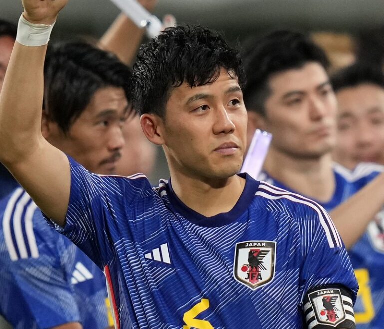 「gsで敗れてほしい」クロップが日本代表mf遠藤航のアジアカップ離脱で恨み節。首位リバプール、サラーと共に主力2人欠く サカノワ